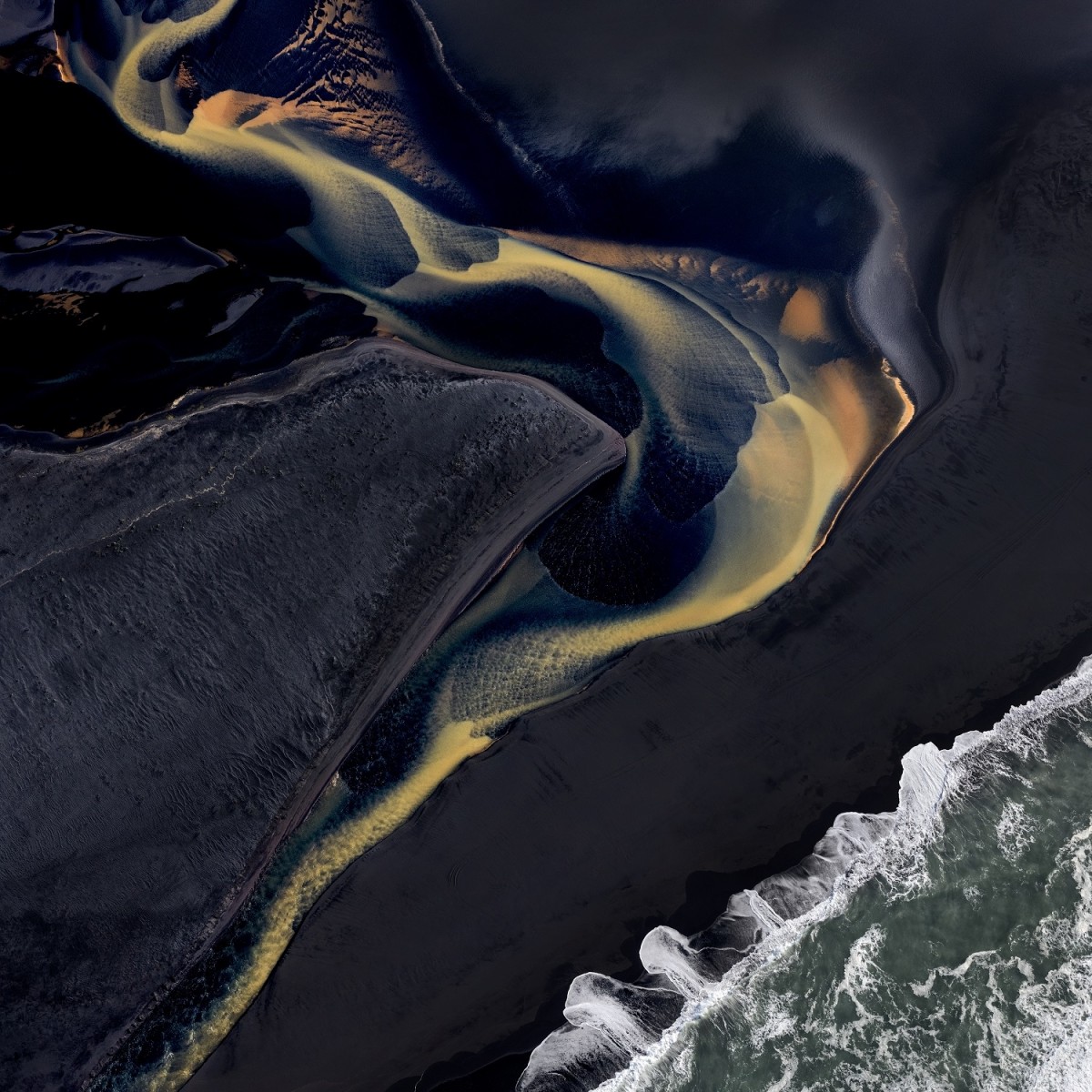 Earth Patterns #1 - Timo Lieber